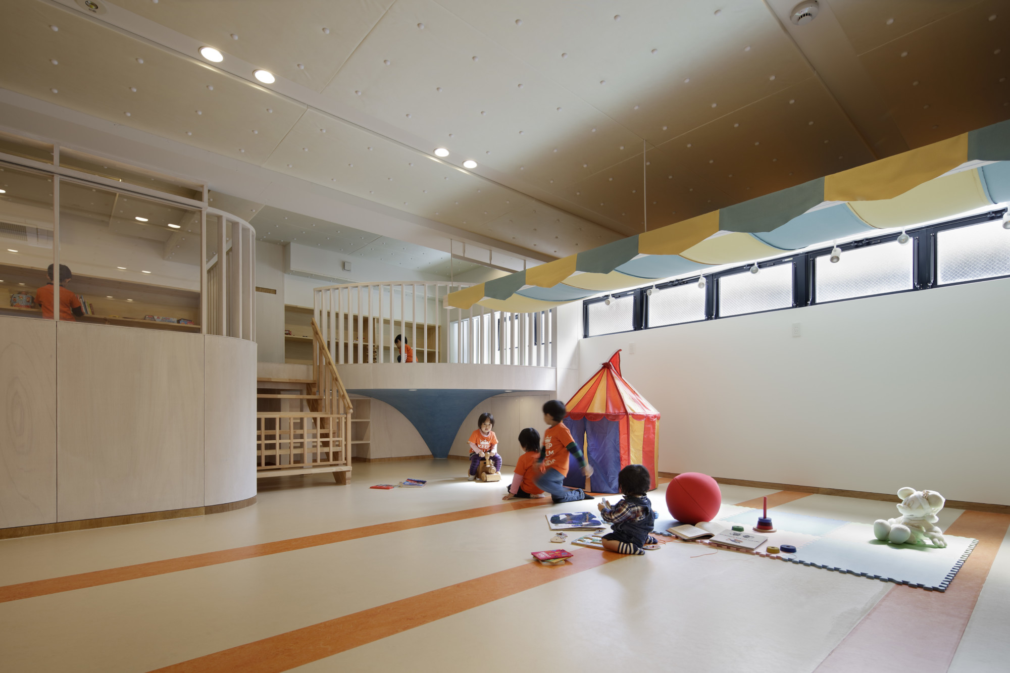 Locations - GG International School